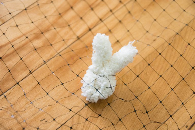 DIY Fluffy Area Rug – Eclectic Spark