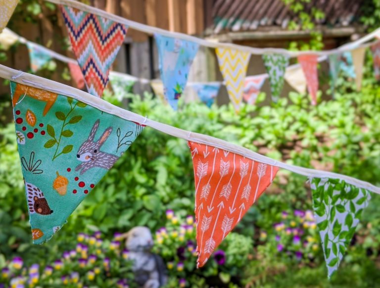 DIY Bunting Banner – Eclectic Spark